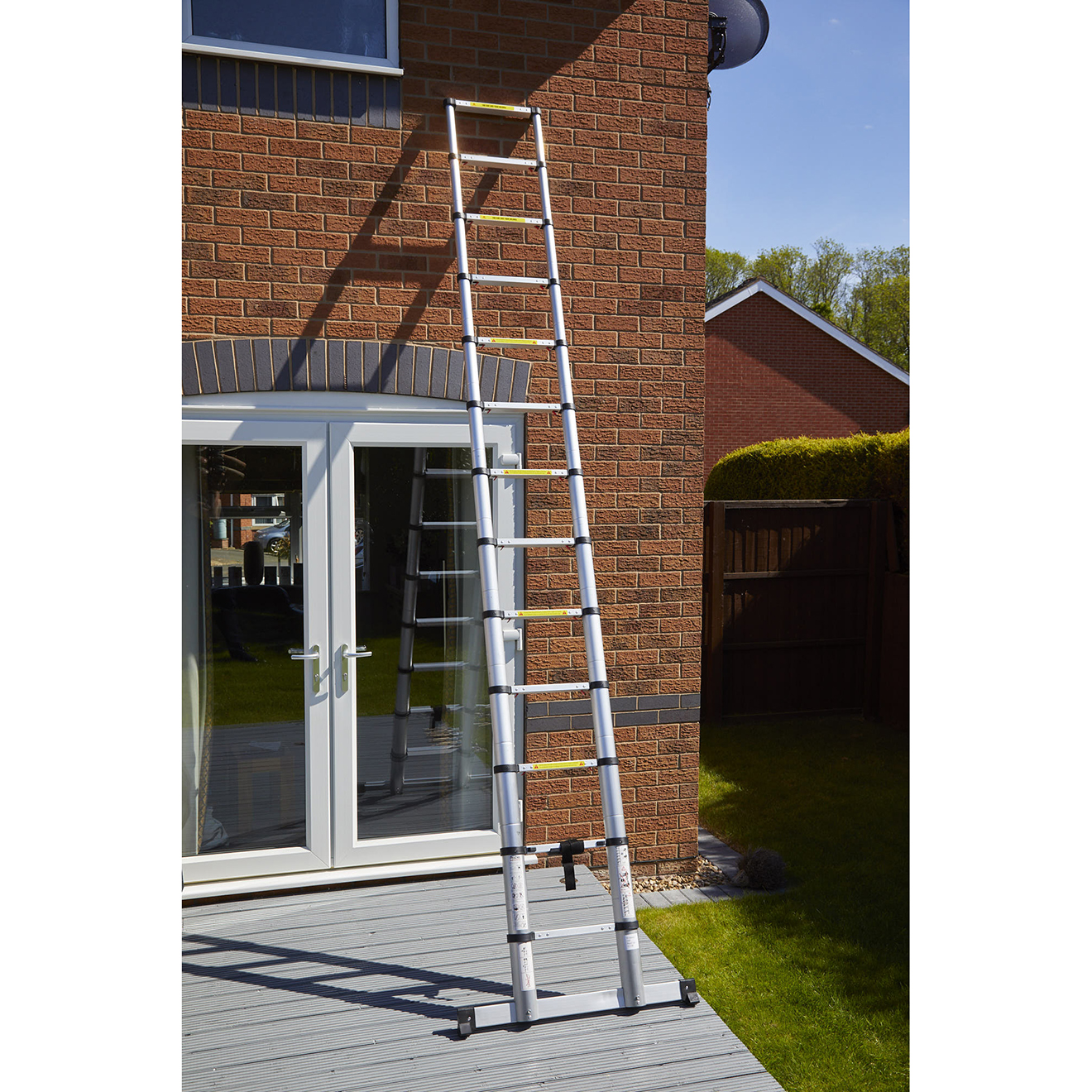 ProDec Advance 3.8m (12' 6") Click 'n' Climb PRO Telescopic Ladder ...